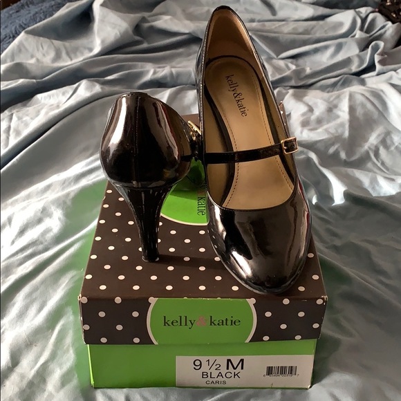 Kelly & Katie | Shoes | Kellykatie Black Caris Heels | Poshmark
